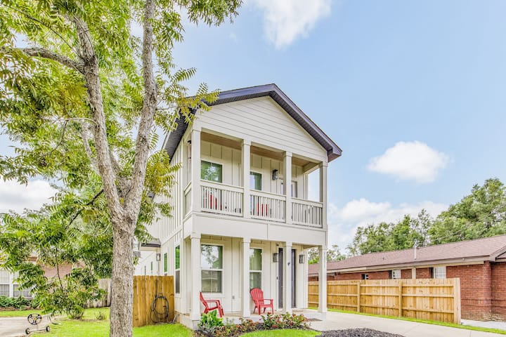 Hatton House - A Family Paradise - Pensacola, FL