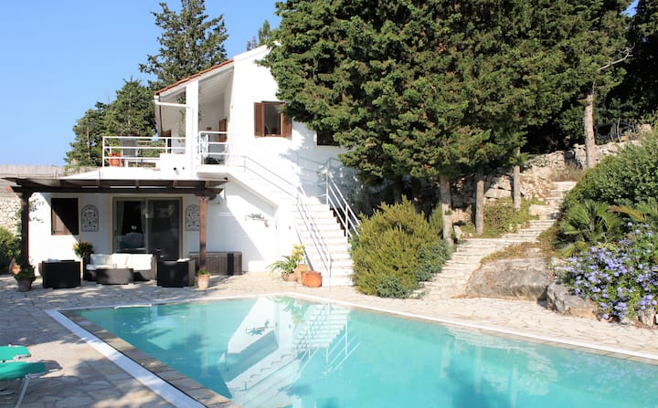 Lovely Villa Paparouna Near Magazia And Erimites - Paxi