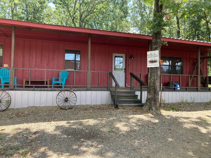 Possum Landing-3 Br/2 Bath - Broken Bow, OK
