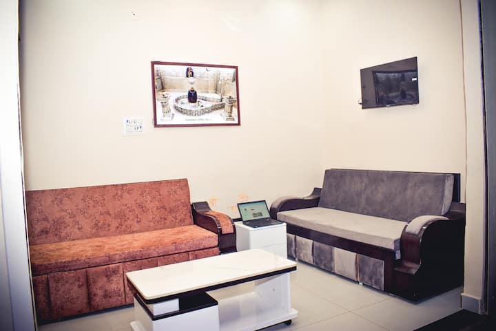 "Peaceful Ujjain Stay | Family-friendly"3bhk - Ujjain