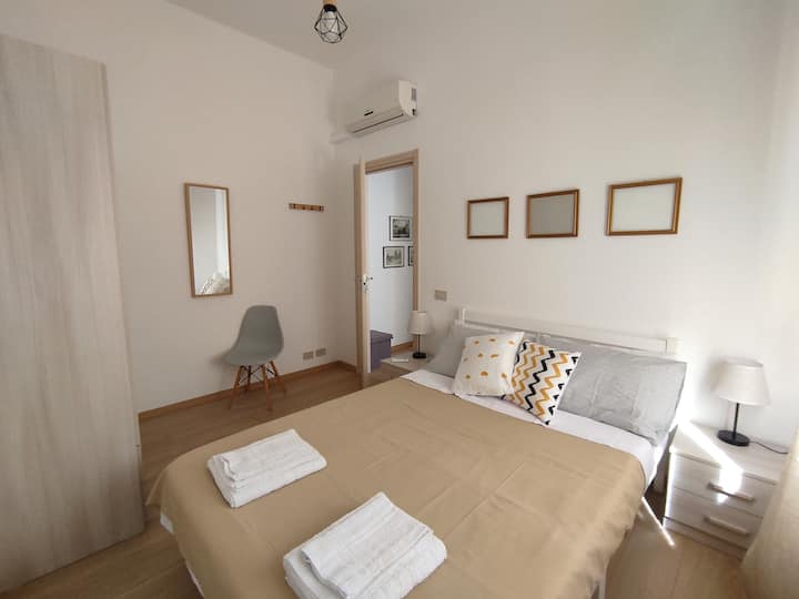 Gypsynomad - Your Crib In The Historical Centre - Palermo