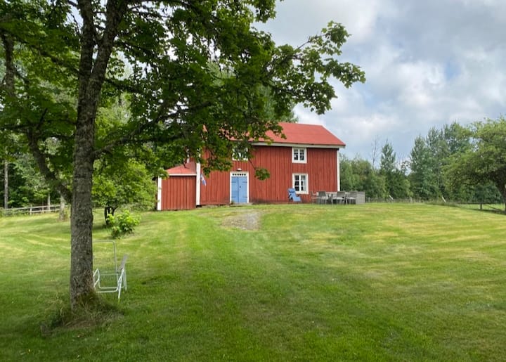 Naturnära Torp På Landet. - Sävsjö
