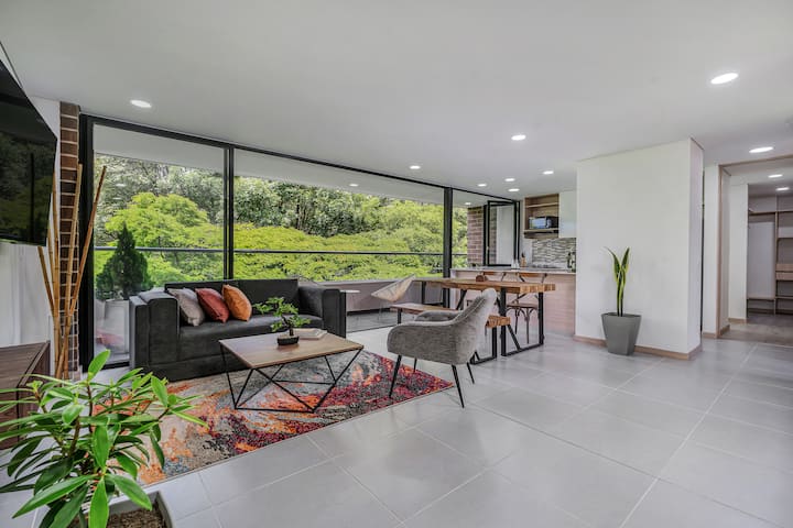 Amazing 3br Apartment: Balcony, Internet 501 - Medellín