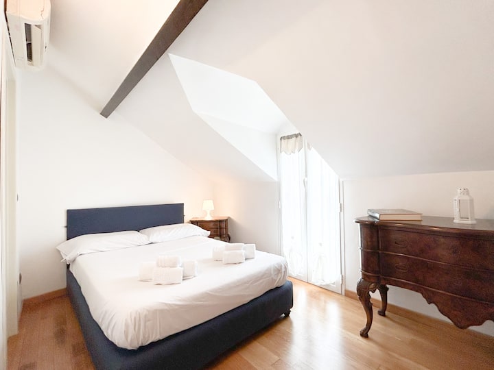 [Elegante Mansarda] 300mt Dal Mare - Centro - Wifi - Celle Ligure