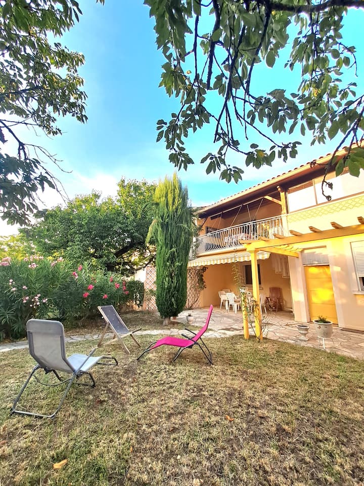 Belle Maison Albi, Calme, Proche Centre. Garage. - Albi