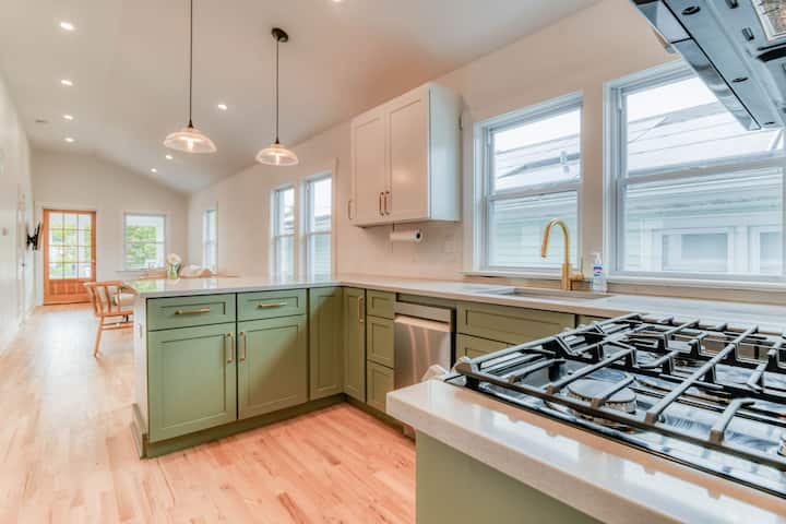 Newly Renovated Bradley Bungalow - Belmar, NJ