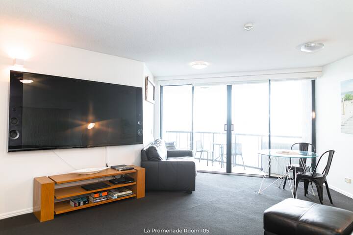 Executive King Waterfront - Golden Beach