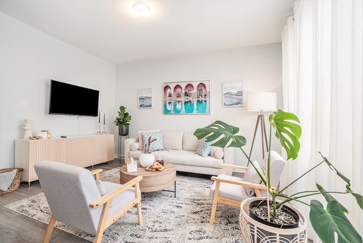 Beautiful New 3 Beds Townhouse In Kanata - Ottawa