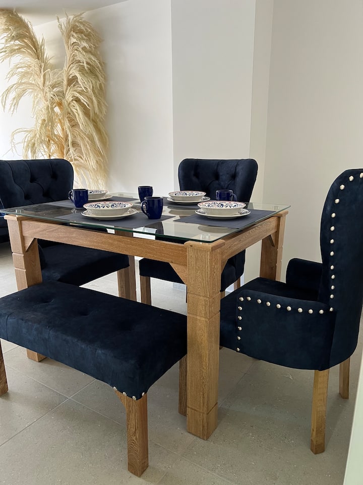 2. *Amplio Y Moderno 3 Habitaciones Aparta Hotel* - Sabaneta