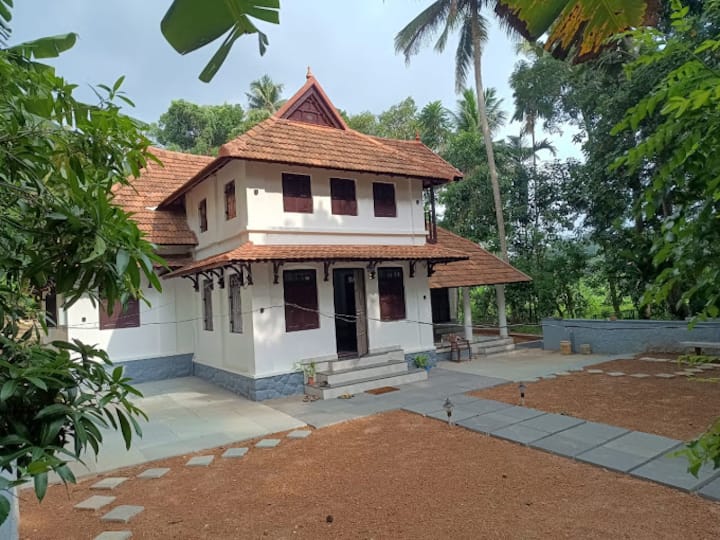 Kottampara House - Neyyattinkara