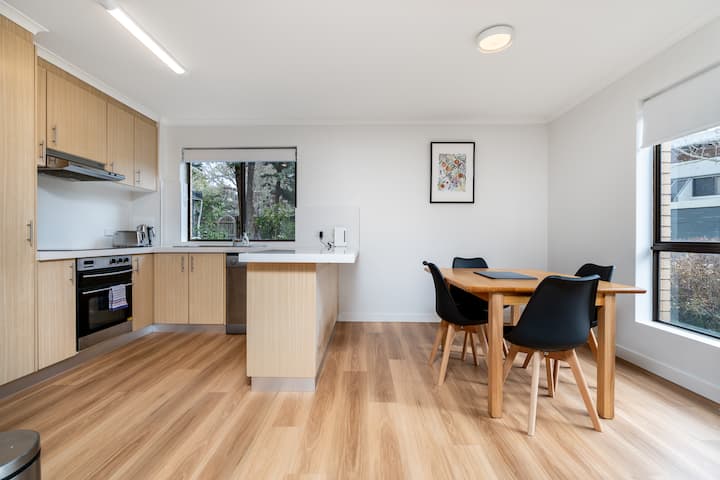 Apt In Kingston - 10min To Lake Burley Griffin - Canberra