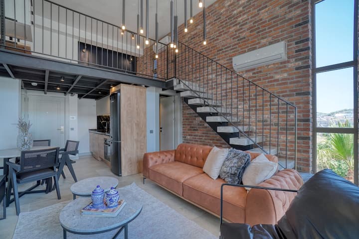Merkeze Yürüme Mesafesi, Yeni Bina Havuzlu Loft-c2 - Ovacık