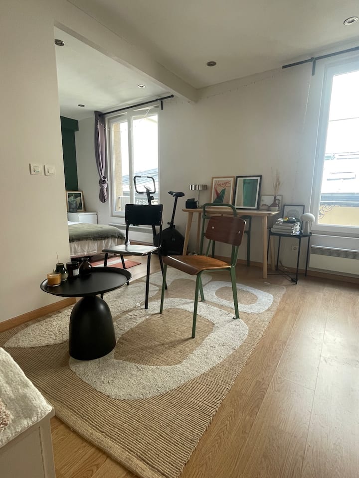 Studio Proche Marais - Paris