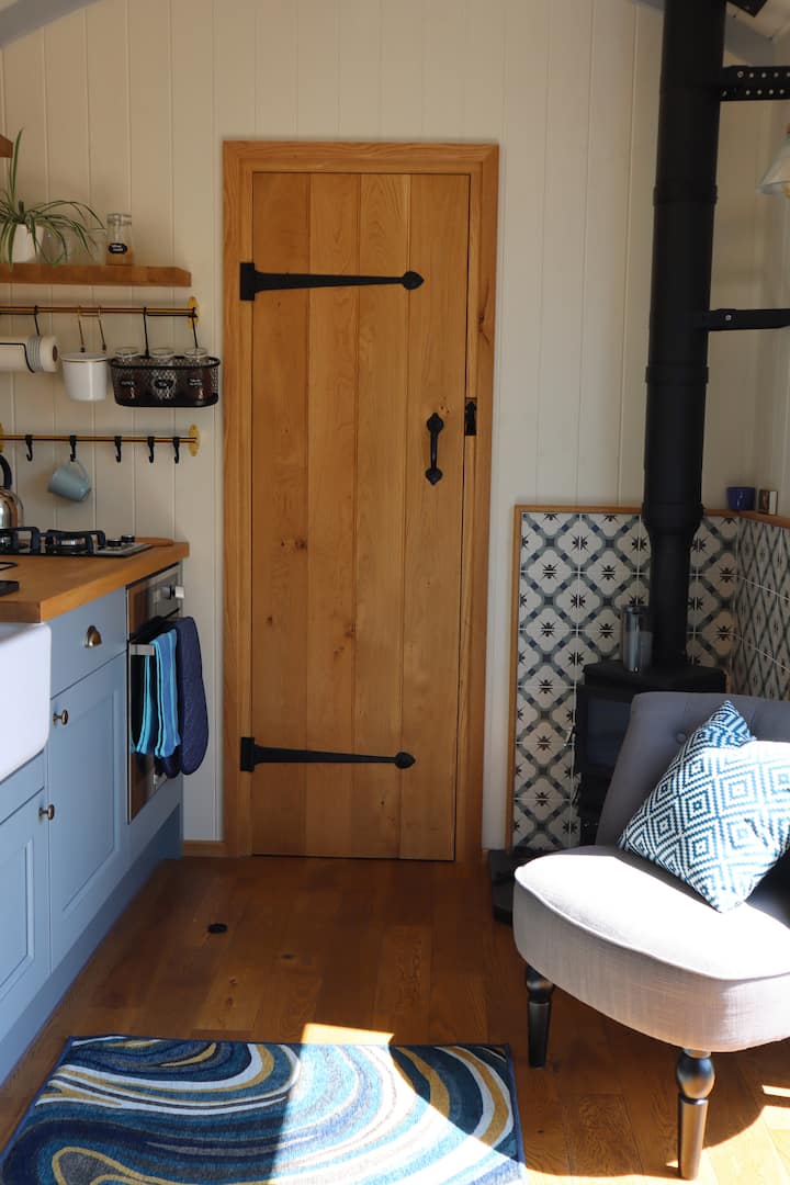 Shepherd's Hut - Wooley Pingle - Luxury Retreat - Matlock
