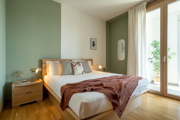Penthouse Midori - Florence