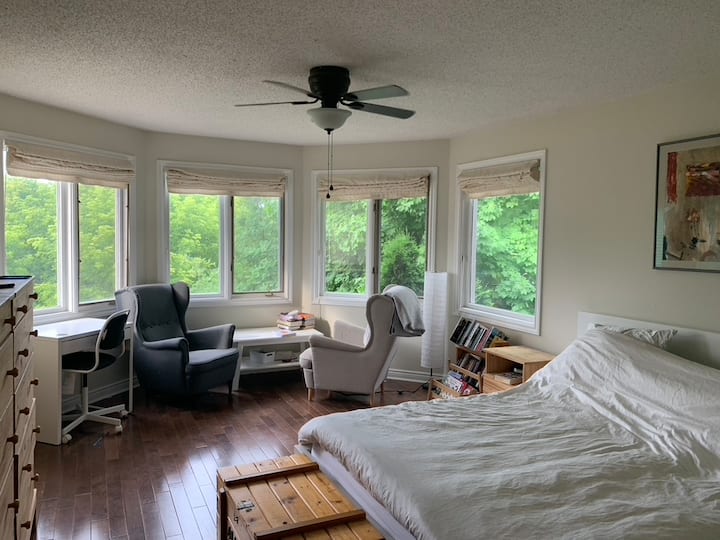 Bright Spacious Home Near Gta - Port Hope
