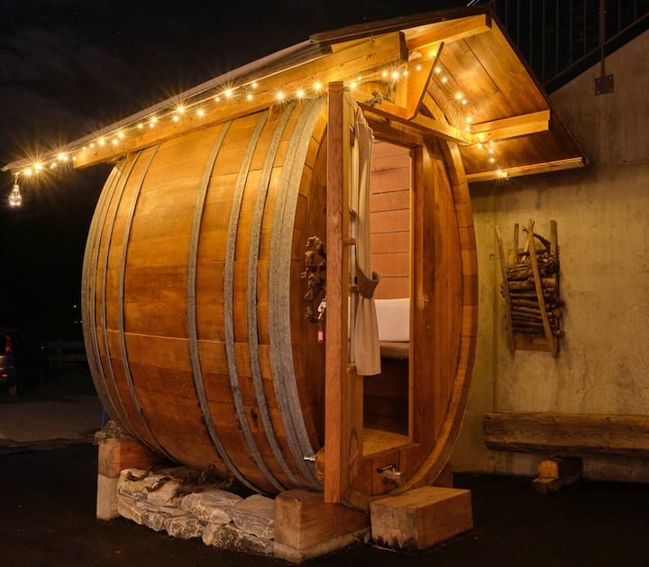 Tonneau Coup De Foudre Insolite & Ptit Déj Valais - Sierre