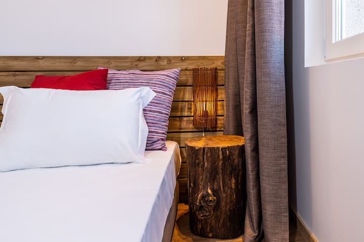 Private Room - S - Caminha