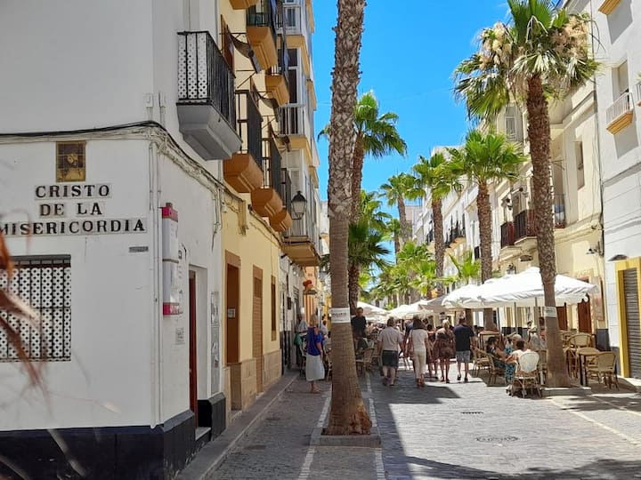 Three Minutes From The Beach - Cádiz