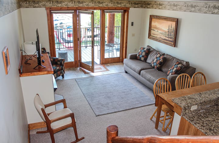 Suite # 5 - Inspiration Point - Glen Arbor, MI
