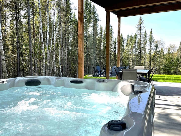 Chalet Alpaga 21: Spa D'hiver & Foyer De Rêve - Charlevoix