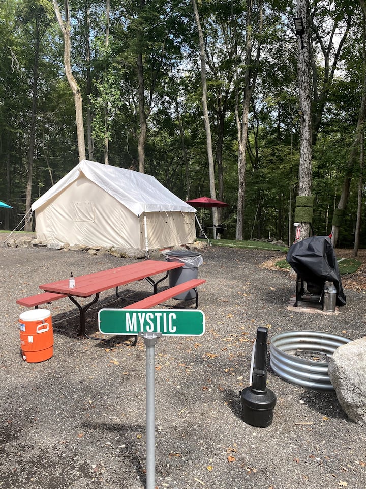 9 Person Glamping Tent- Mystic - Middletown, NY