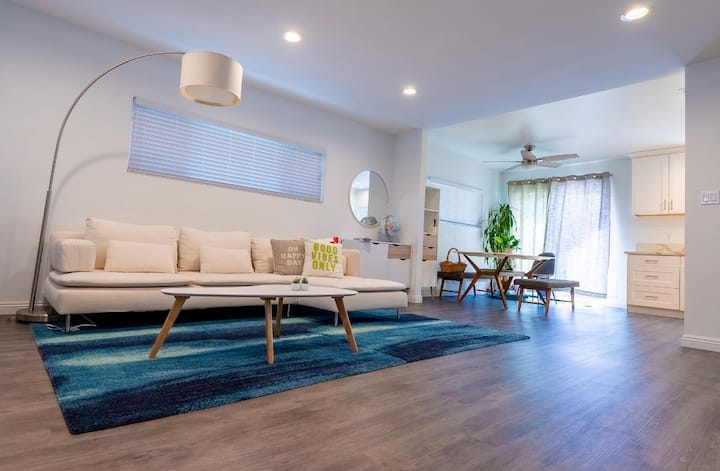 Newly Remodeled/refurnished Gem - Torrance, CA
