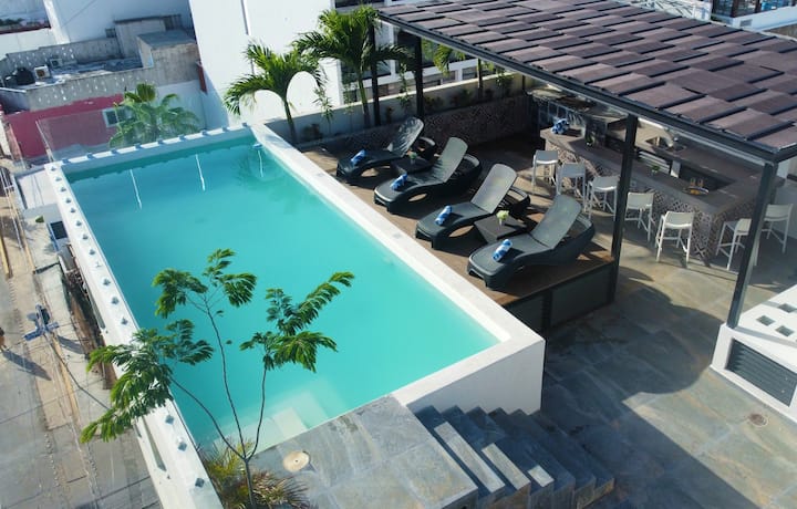 Junior Lux - Playa del Carmen