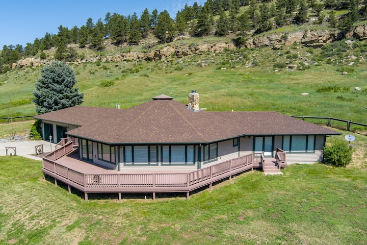 Three Cross Ranch House - Montana
