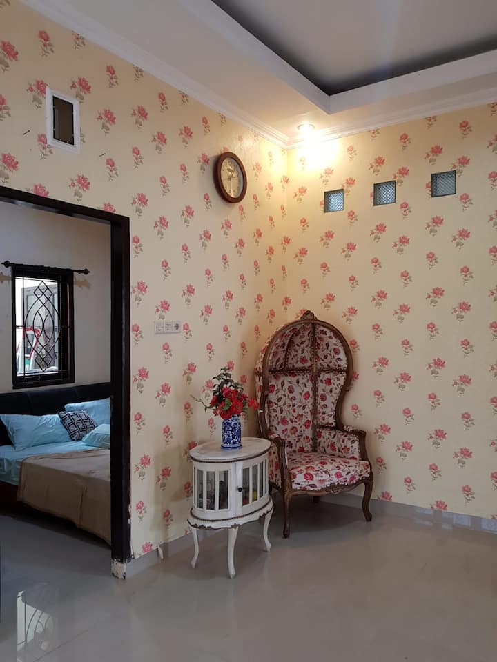 Homestay Harian 3 Kamar, Estetik, Lokasi Strategis - Makassar