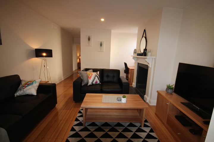 Macquarie Apartments Lower Level - Hobart - Hobart