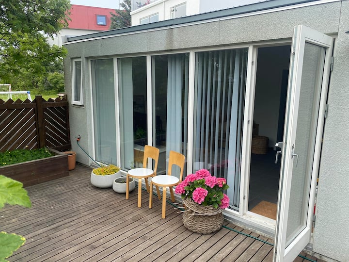 Cozy Guesthouse - Great Location - Reykjavík