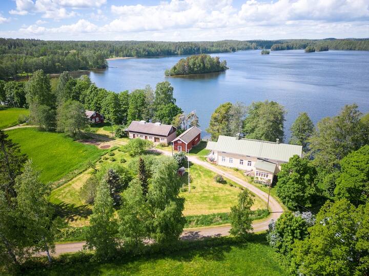Luxury Lakehouse - Karjalohja
