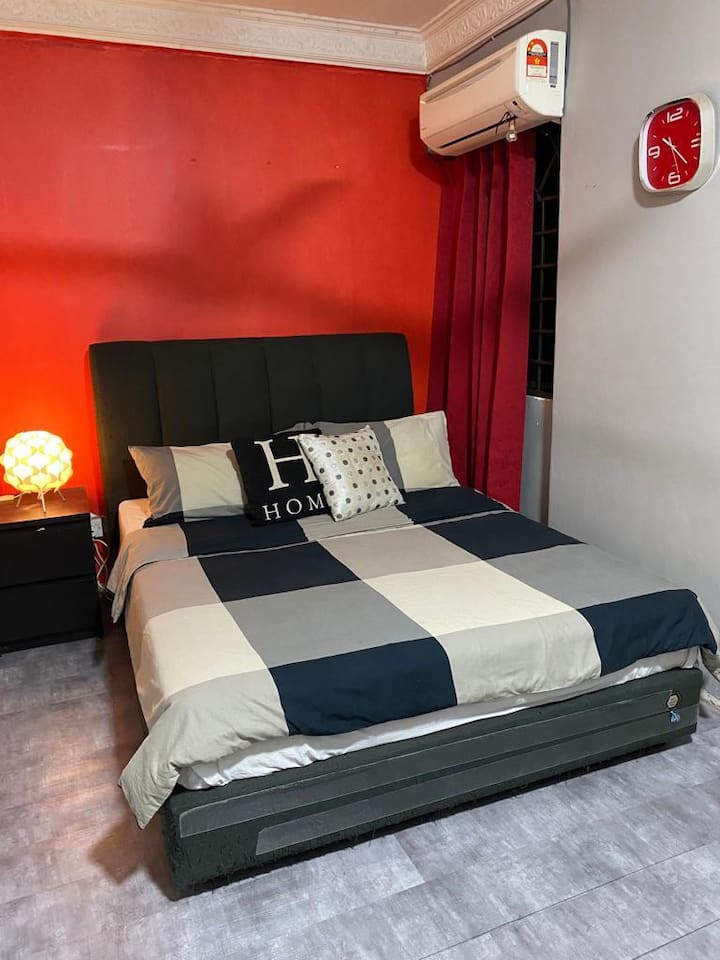 Homestay Damansara Damai - Sungai Buloh