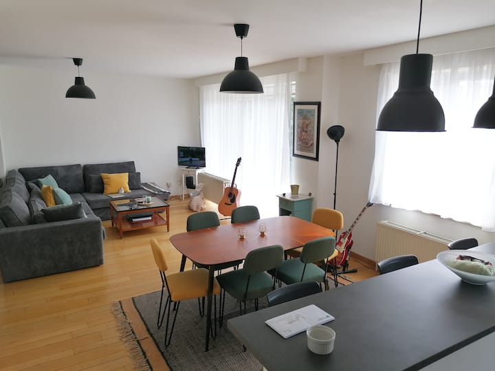 Lumineux Appartement + Terrasse - Forest