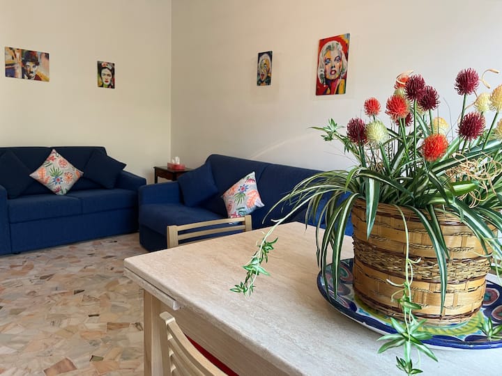 Chez Keyrados Borghi - Como