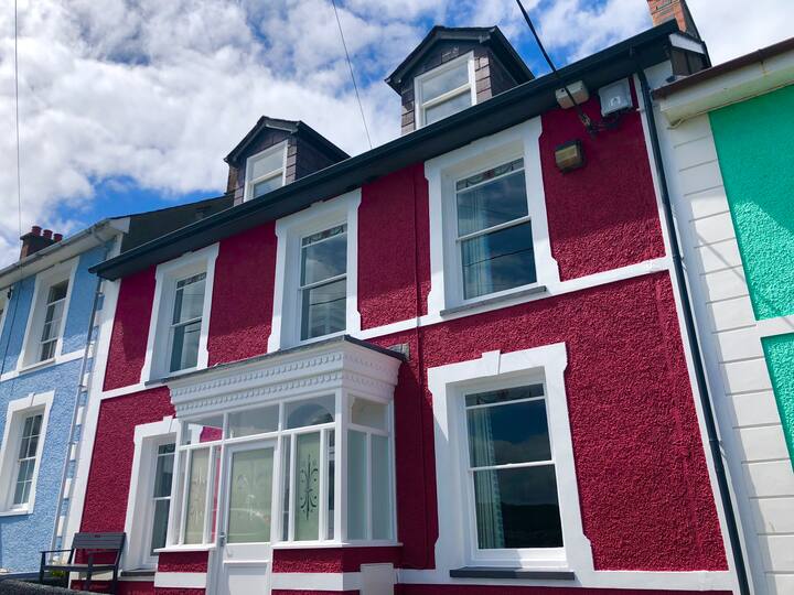Loyalty, New Quay - Seaside Home - New Quay