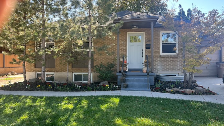 Parkside Cottage Near Downtown - Salt Lake City Airport (SLC)