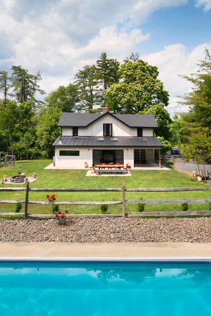 Majestic Restored Farmhouse High Falls - New Paltz, NY