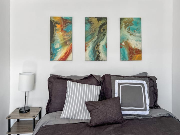 Bright 2br By Boston Waterfront - Boston, MA