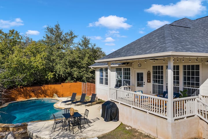 New Austin Hill Country - Pool, Fire Pit, 4 Bdrm - Driftwood, TX
