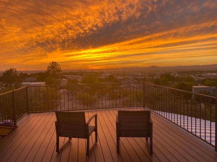 Hilltop Boutique Bungalow - Las Cruces, NM