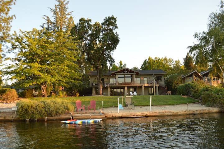 New. Lakefront Retreat. - Lake of the Pines, CA
