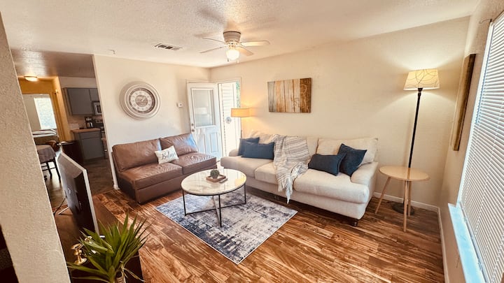 Lone Star Comfort Townhouse 3 Rooms - Harker Heights, TX