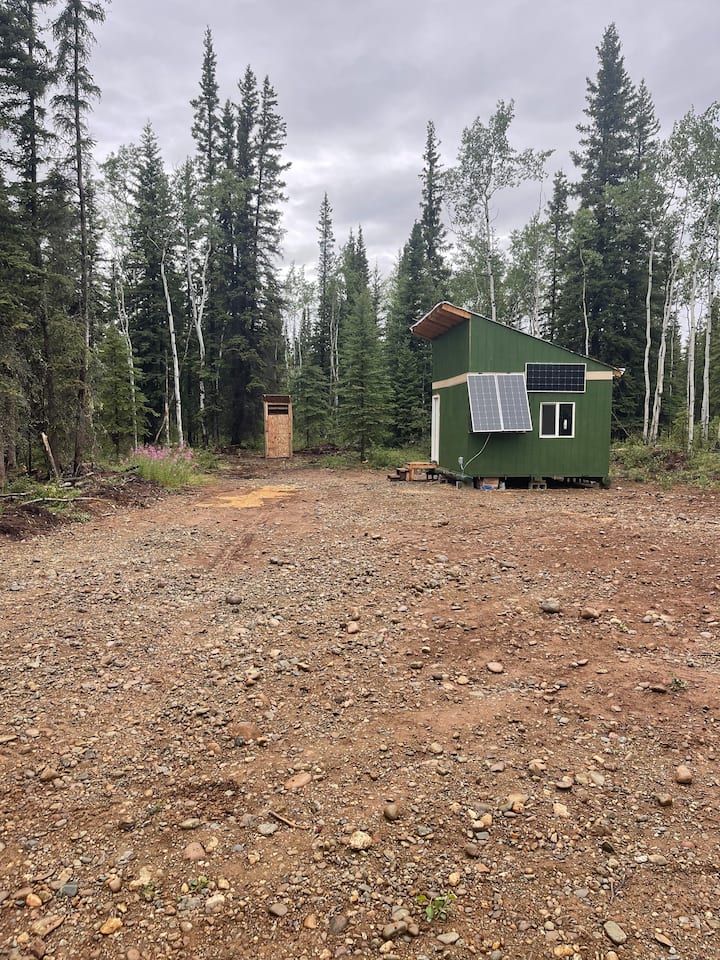 Off The Grid Cabin - Wrangell-St. Elias National Park