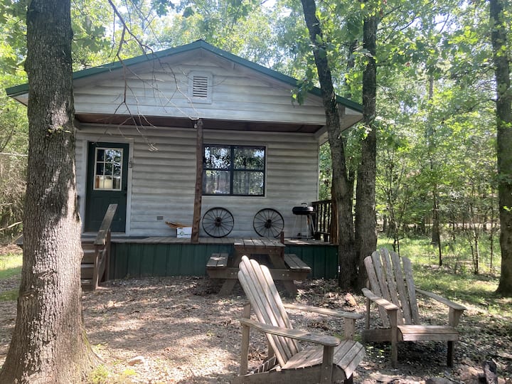Eagle's Egg Cabin Hochatown - Broken Bow, OK