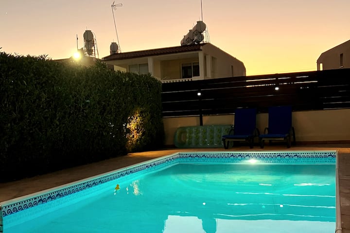 Villa Mimosa - Private Pool & Wi-fi - Kato Paphos - Paphos