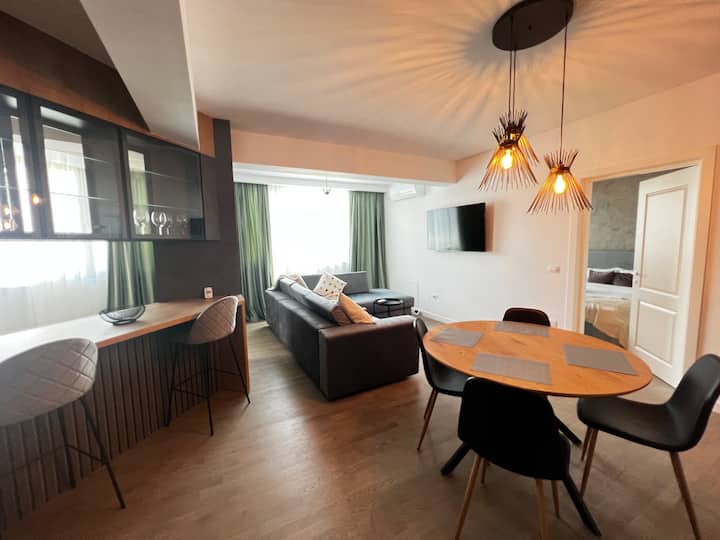 Modern 2br Condo Near Citycentre - Suceava