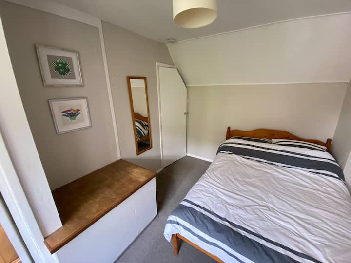 Central En-suite Room In London - London