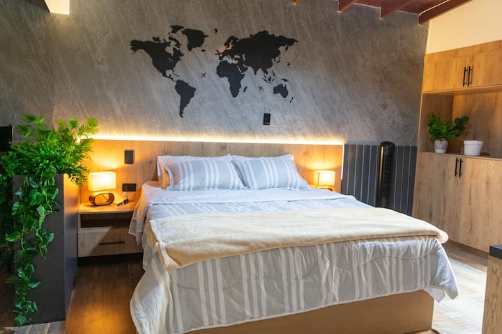 Aparta Estudio En Laureles Con Piscina Y Turco - Medellín